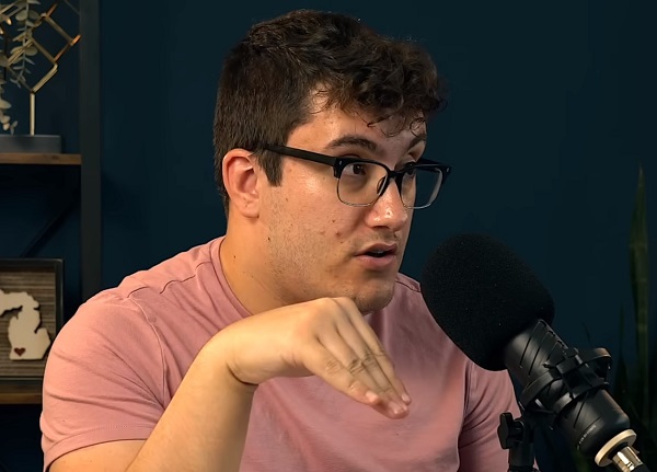 Is Caleb Hammer Actually Helping People? | Deja Reviewer